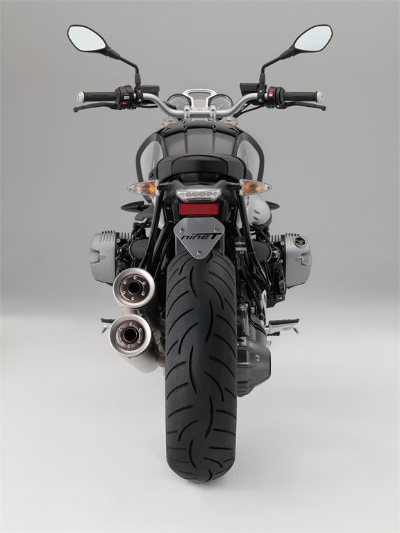 BMW R Nine T (2014) - 2ri.de