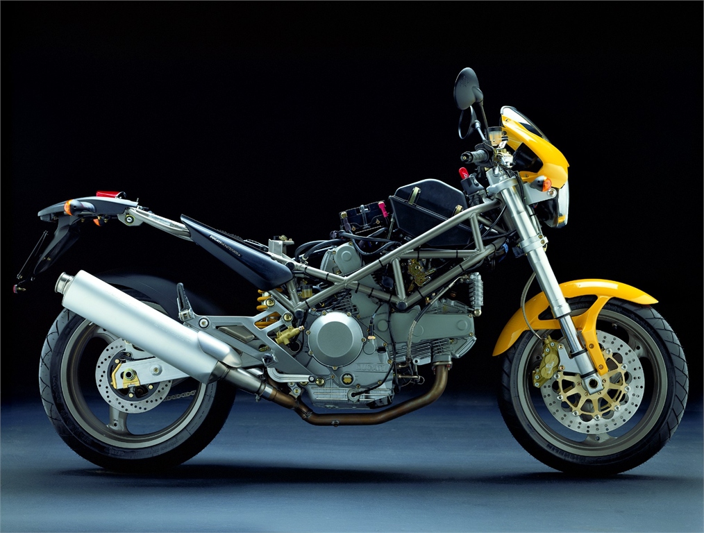 Ducati Monster 900S i.e. (2001) - 2ri.de