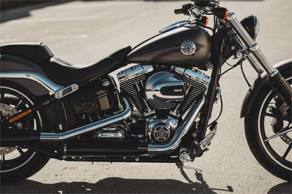 Harley-Davidson Breakout (2016) - 2ri.de