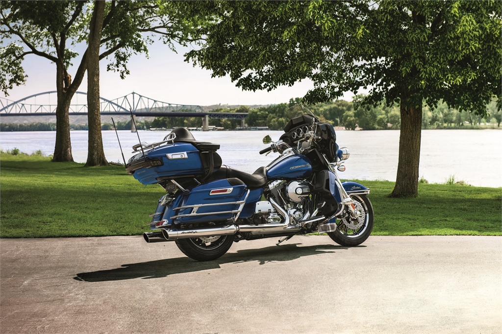 Harley-Davidson Electra Glide Ultra Limited (2015) - 2ri.de
