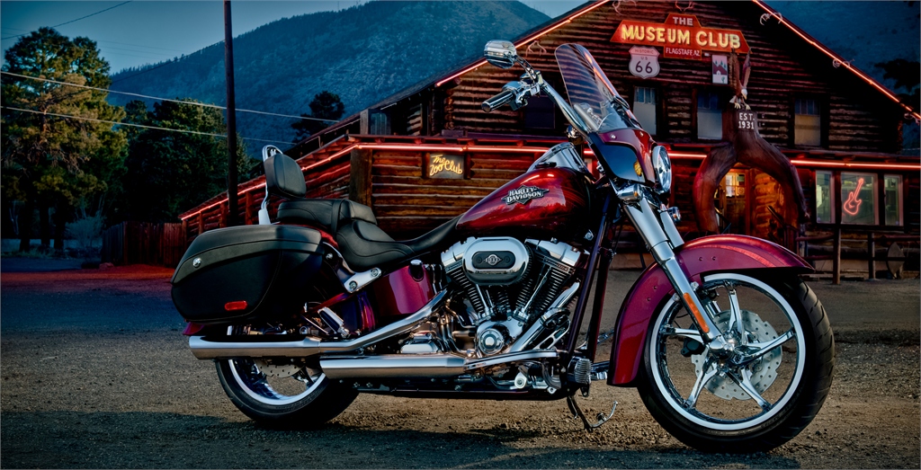 Harley-Davidson FLSTSE "CVO Softail Convertible" (2012) - 2ri.de