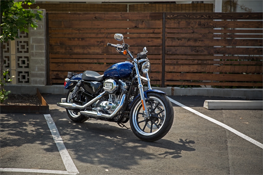 Harley-Davidson SuperLow (2016) - 2ri.de