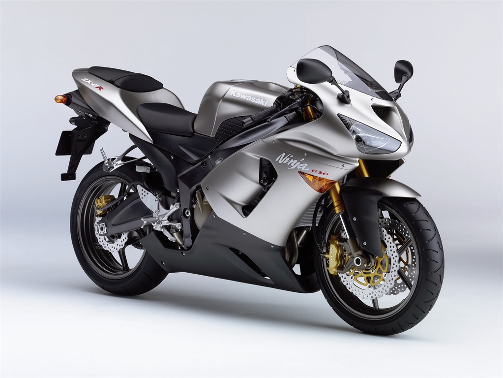 Kawasaki Ninja ZX-6R (2006) - 2ri.de